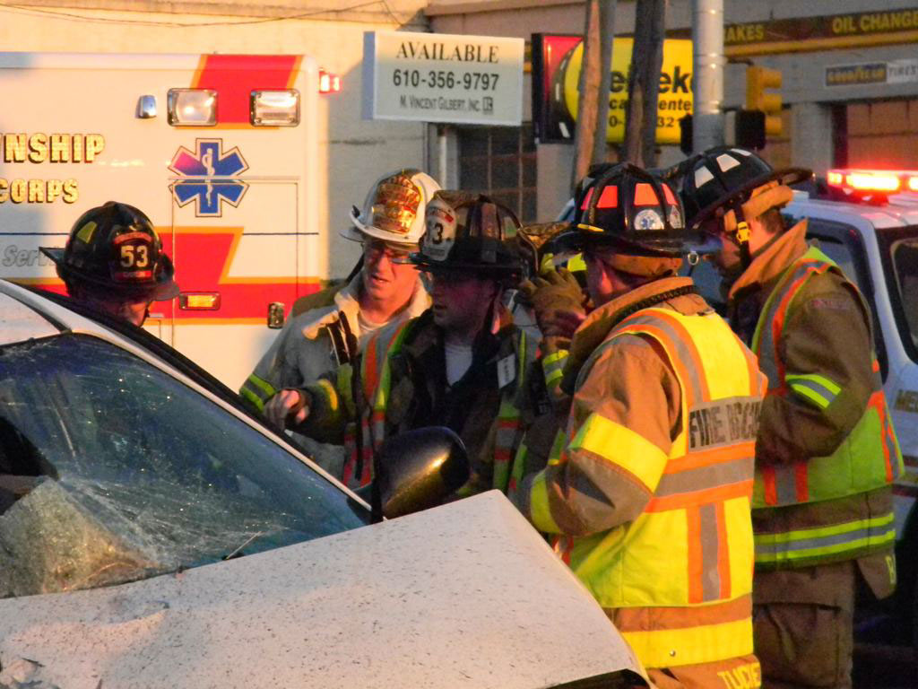 Two Car MVC With Entrapment - Broomall Fire Company