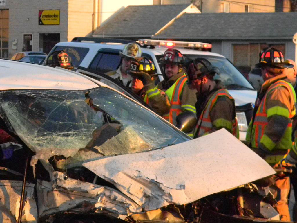 Two Car MVC With Entrapment - Broomall Fire Company