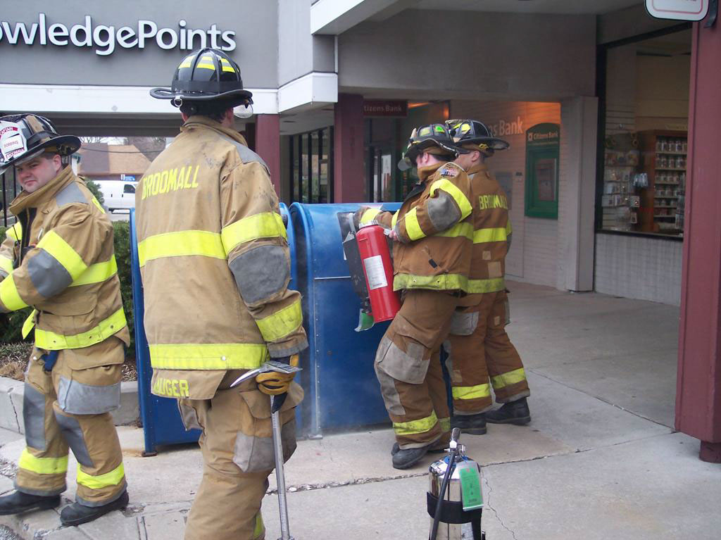 Mailbox Fire Extinguished - Broomall Fire Company