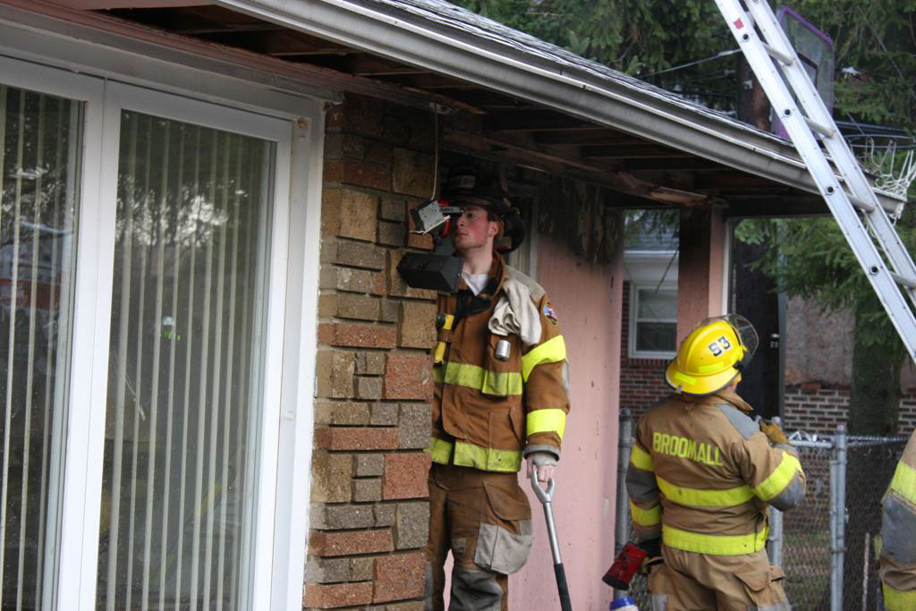 BFC Battles Outside Building Fire - Broomall Fire Company
