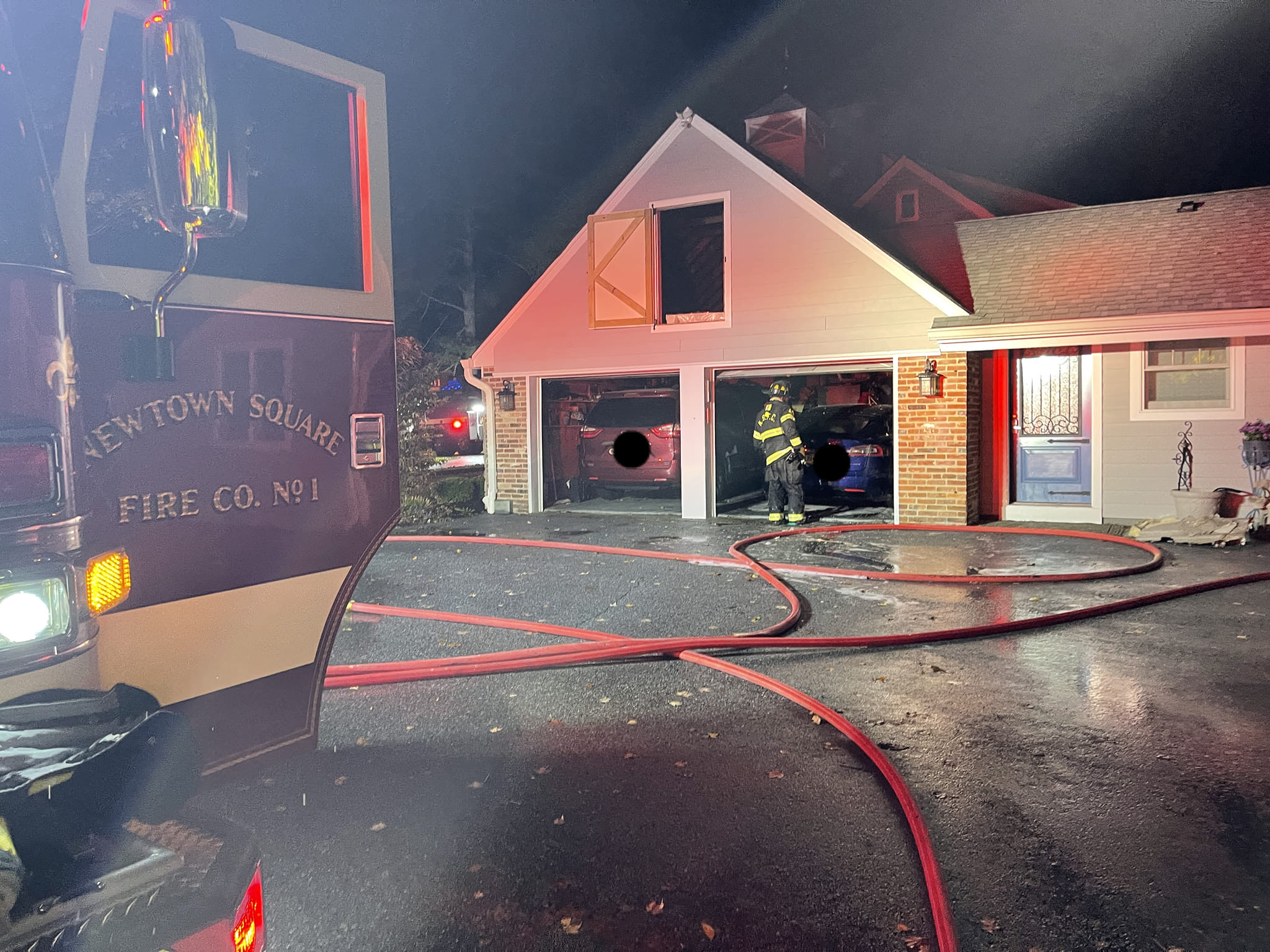 Engine Co. Assist to Co. 41; Working Garage Fire - Broomall Fire Company